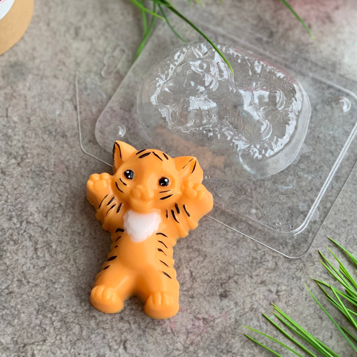 BABY TIGER MOLD / Shapem